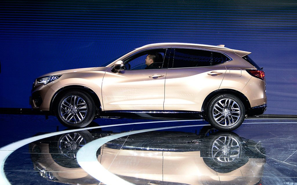 Acura CDX 2017 | SUV Drive